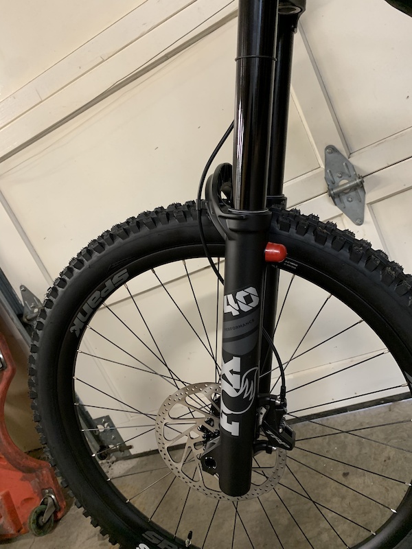 2023 BRAND NEW Fox 40 performance elite 27.5 For Sale