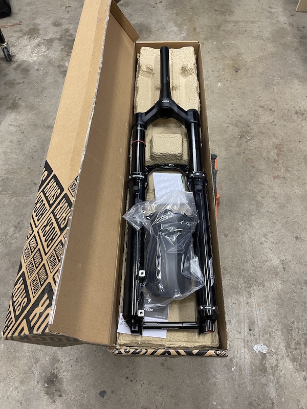 2023 Rockshox Lyric Ultimate 150 For Sale