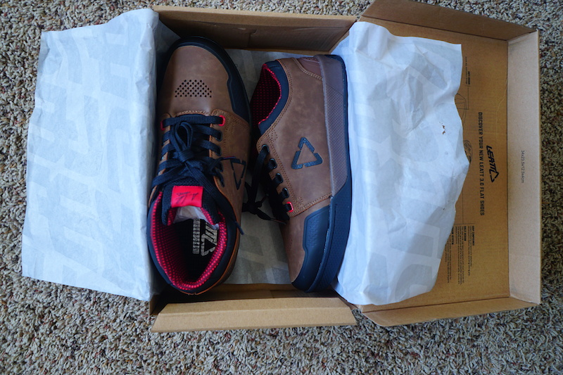 Leatt DBX Aaron Chase 3.0 Flat Shoes, Brown 10.5 44.5 For Sale