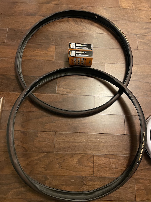 2022 **PRICE DROP** Continental Gatorskins 28c For Sale