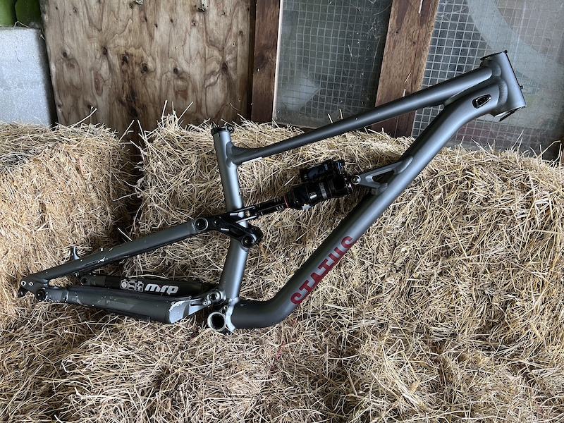 2020 Specialized Status 160 S3 For Sale