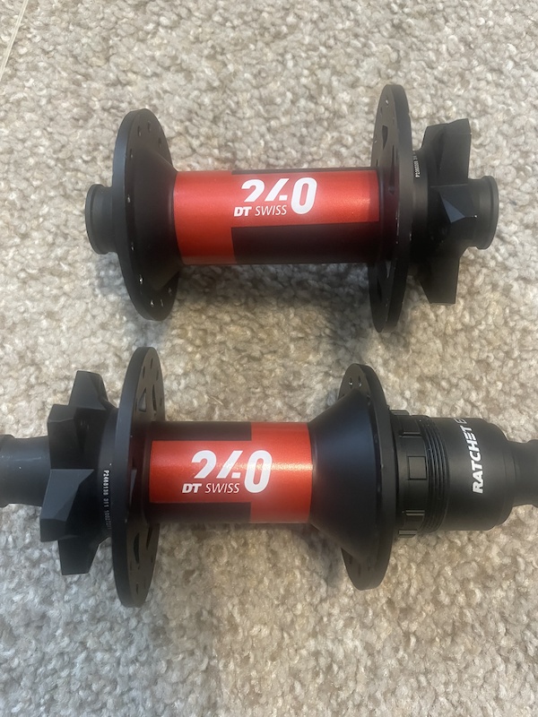 2022 DT Swiss 240 EXP Hub Set 28H For Sale
