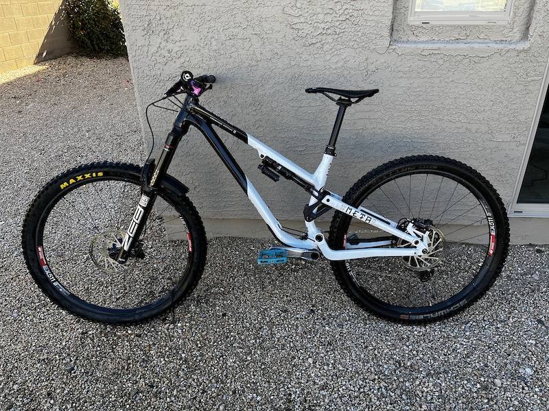 2021 Meta AM 29 For Sale
