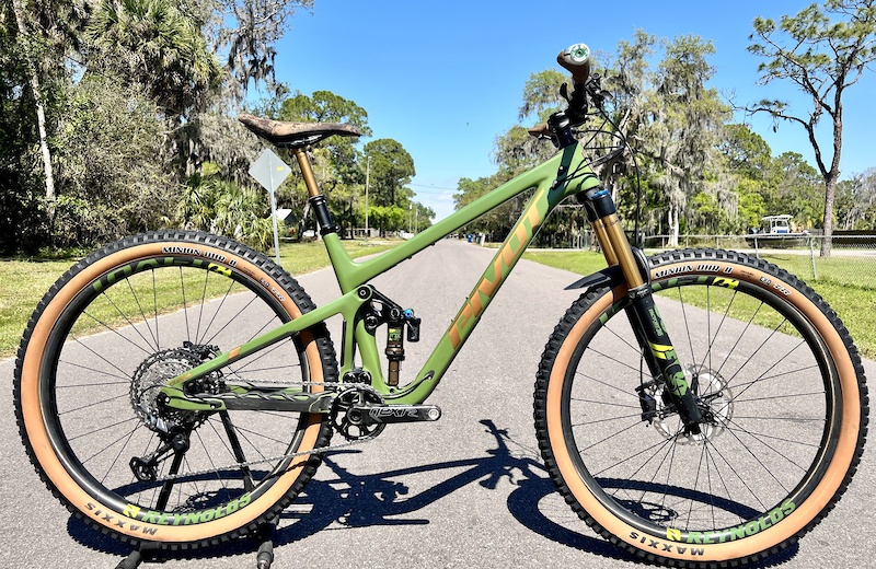 2021 Pivot SwitchBlade Pro XT/XTR 29er, Carbon Wheels For Sale