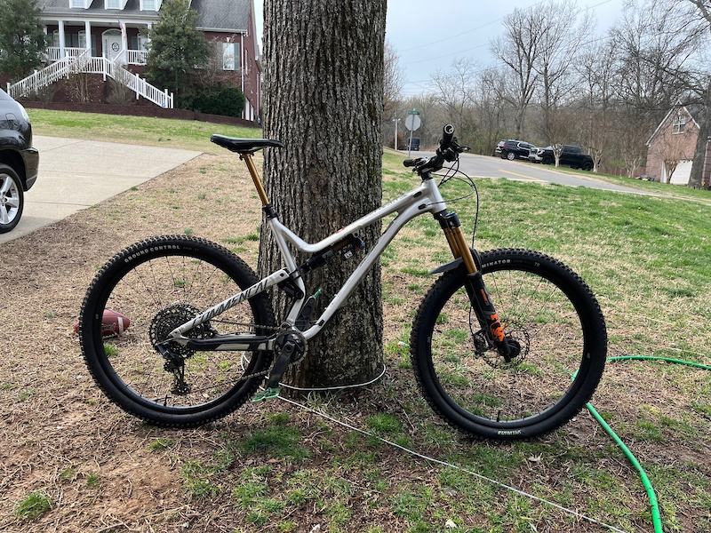 2019 Commencal Meta AM Custom Build For Sale