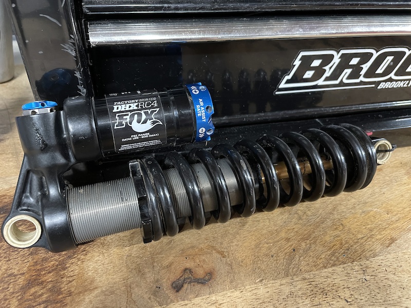 Fox DHX RC4 Factory 241x76mm Kashima For Sale