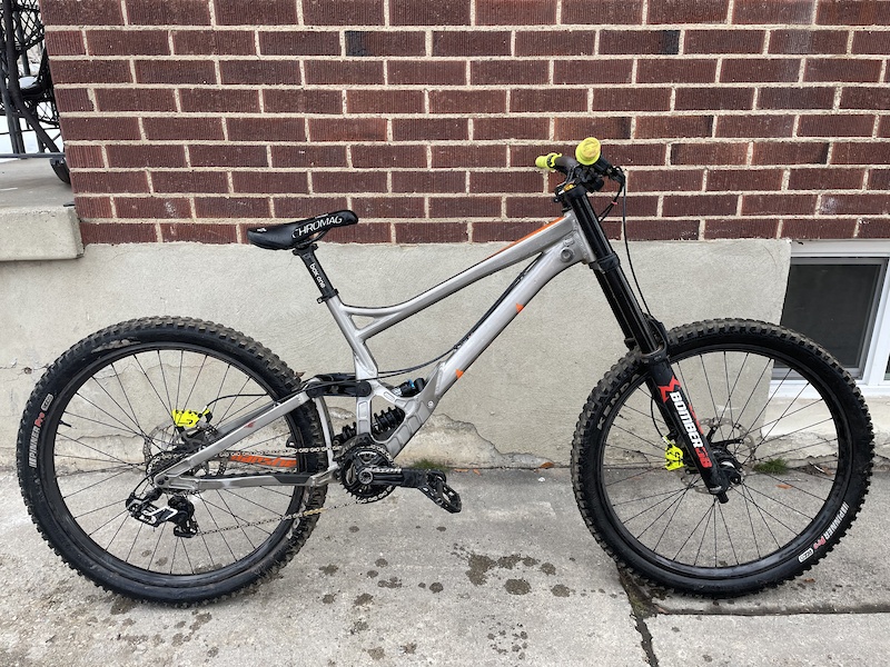 2022 Banshee Legend 27.5, XL For Sale