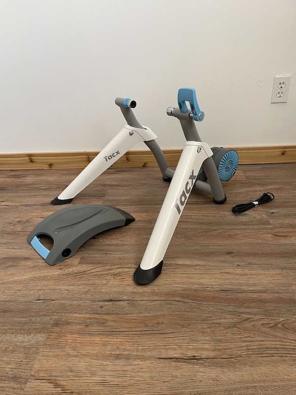 Tacx Flow Smart Trainer For Sale