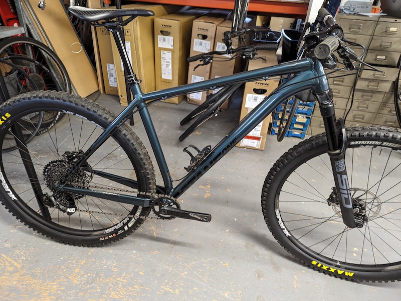 2022 Octane One Prone Hardtail MTB 20" frame 29er For Sale