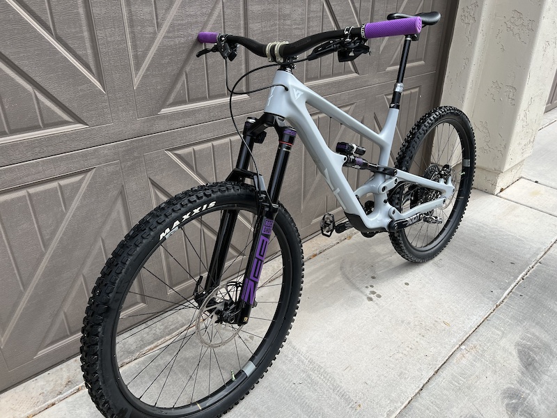 2022 YT Capra Uncaged 6 (Flight attendant/XO1AXS) For Sale