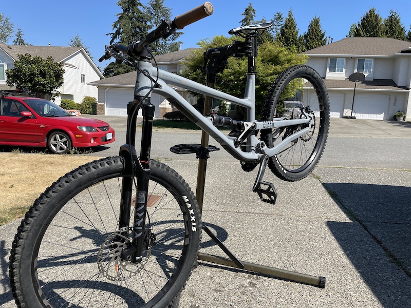 2021 Commencal clash For Sale