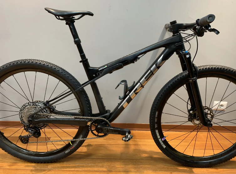 2022 Trek Supercaliber 9.8 XT For Sale