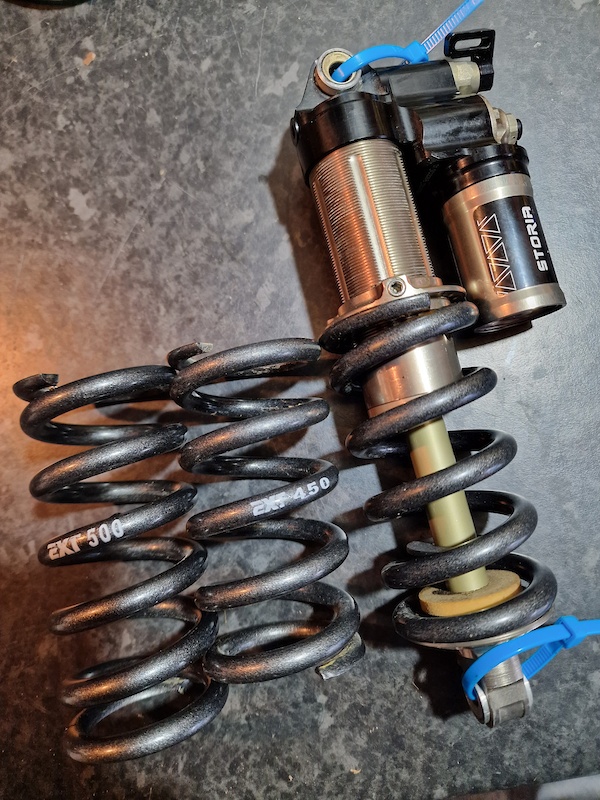 EXT Storia Coil Shock Lok For Sale