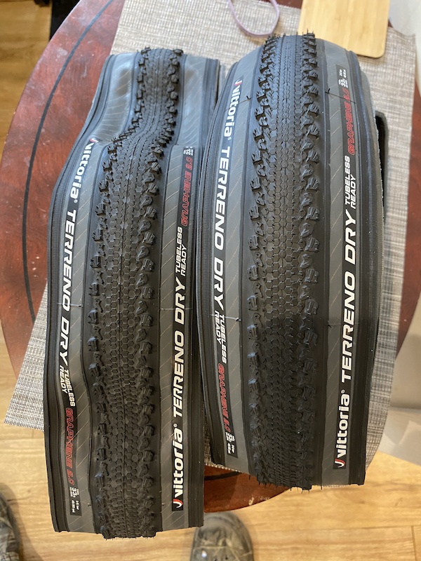 2023 Vittoria Terreno Dry 700x33c Gravel Tires For Sale