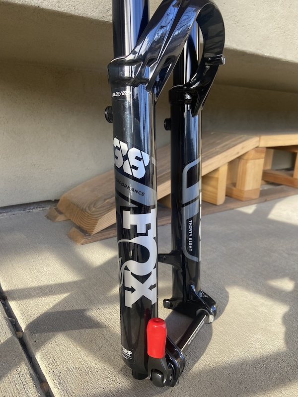 2023 Fox 38 Performance For Sale