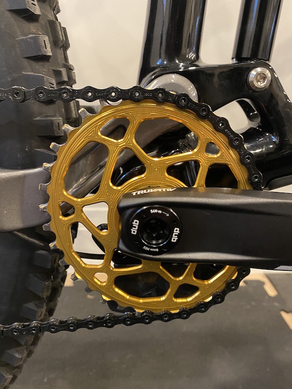 2022 Absolute Black oval 34T gold chainring for SRAM For Sale