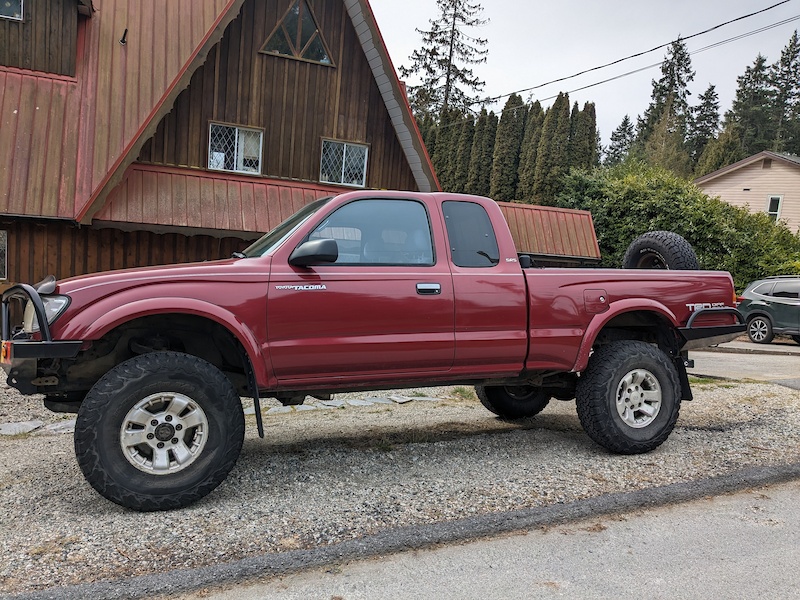 **Price Drop*** 2000 Toyota Tacoma SR5 3.45L V6 Manual For Sale