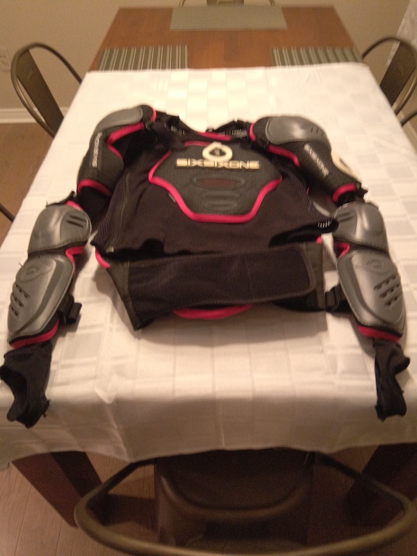 661 Pressure Suit - Medium - great shape For Sale