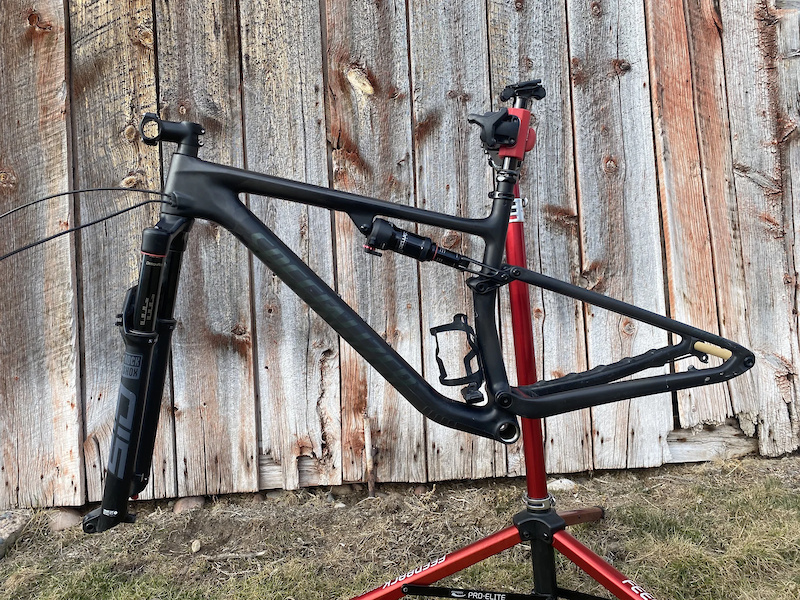 2021 Specialized Epic Evo frame size medium For Sale
