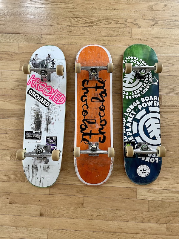 Complete Skateboards & Deck, 8" - 8.75” For Sale