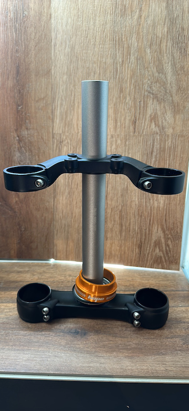 2020 Brand New Fox Factory 40 Crown Assembly For Sale