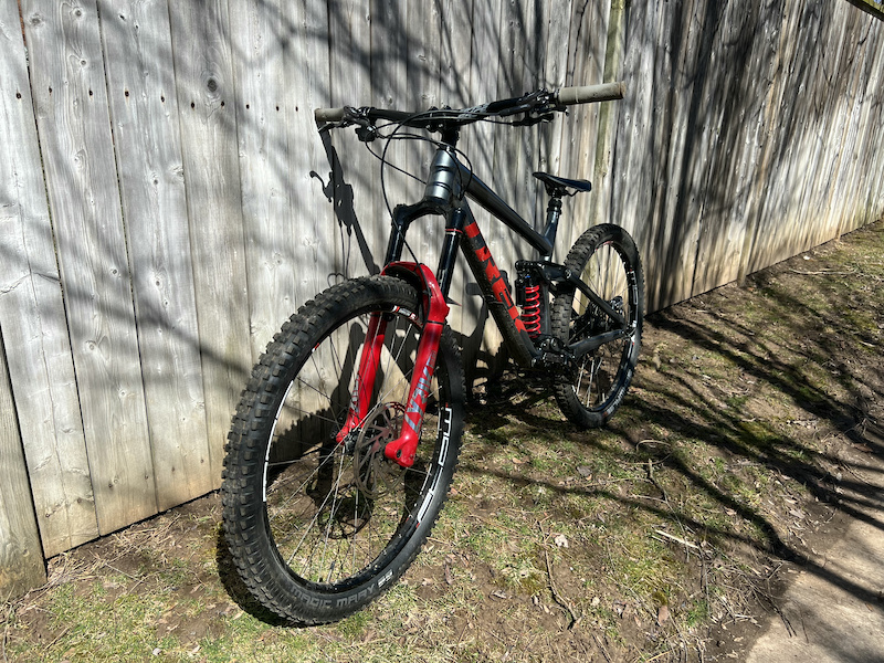 2019 Trek remedy 8 m/L custom build/ custom paint job For Sale