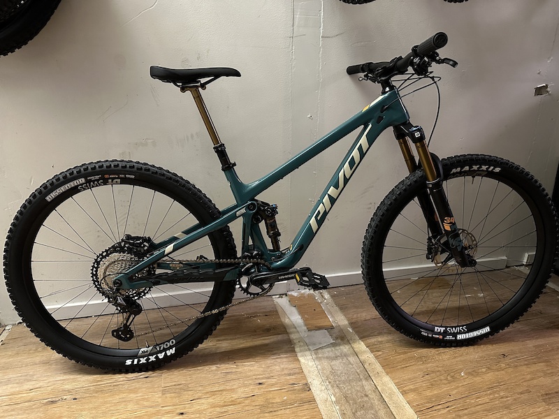 2023 PIVOT TRAIL 429 PRO XT/XTR WILLOW GREEN For Sale