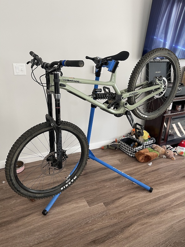 2022 Commencal FRS ride size small For Sale