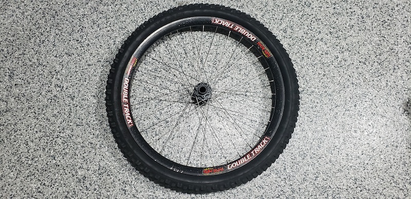 2004 Formula front hub with doubletrack rim For Sale