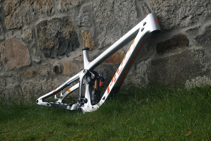 2023 Pivot Firebird 29 L Frame For Sale