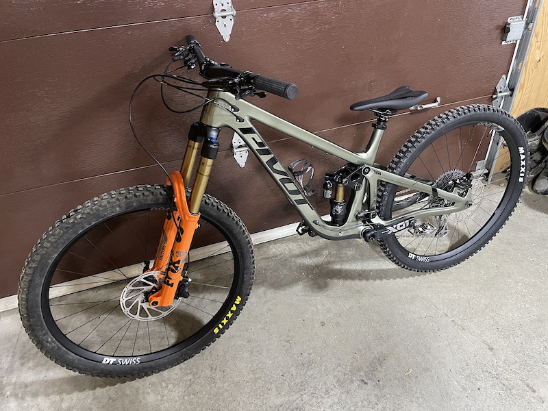 2022 Pivot firebird X01 For Sale