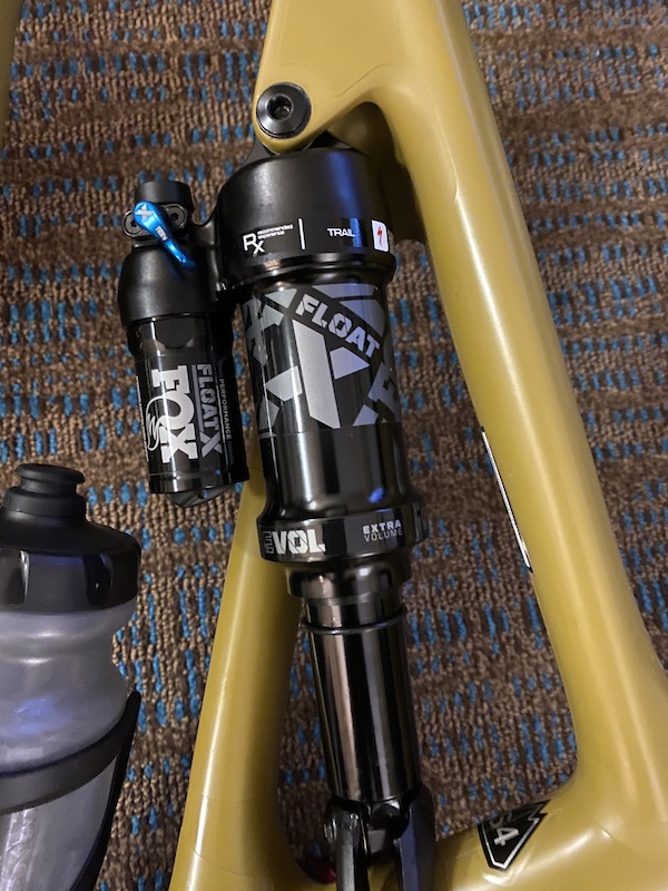 2022 210x55 Fox Float X Performance w/volume spacer kit For Sale