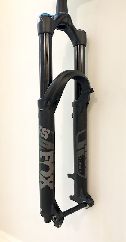 2022 FOX PERFORMANCE 38, 29, 170MM GRIP FORK, BRAND NEW For Sale