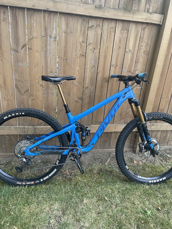 2021 Pivot Switchblade Size Medium For Sale