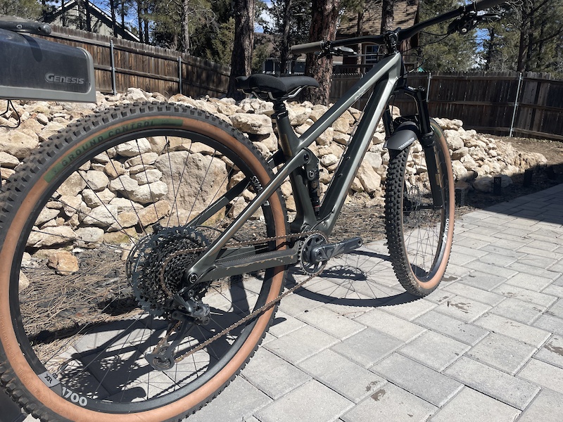 2022 Transition Spur Medium For Sale