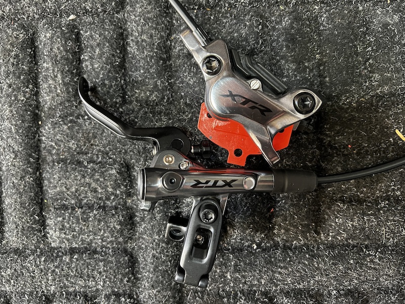 2023 Shimano XTR M-9120 4-piston set w/ice tech rotors For Sale