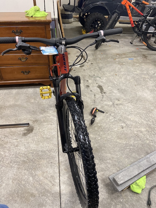 2022 Giant talon 2 mountain bike small size frame For Sale