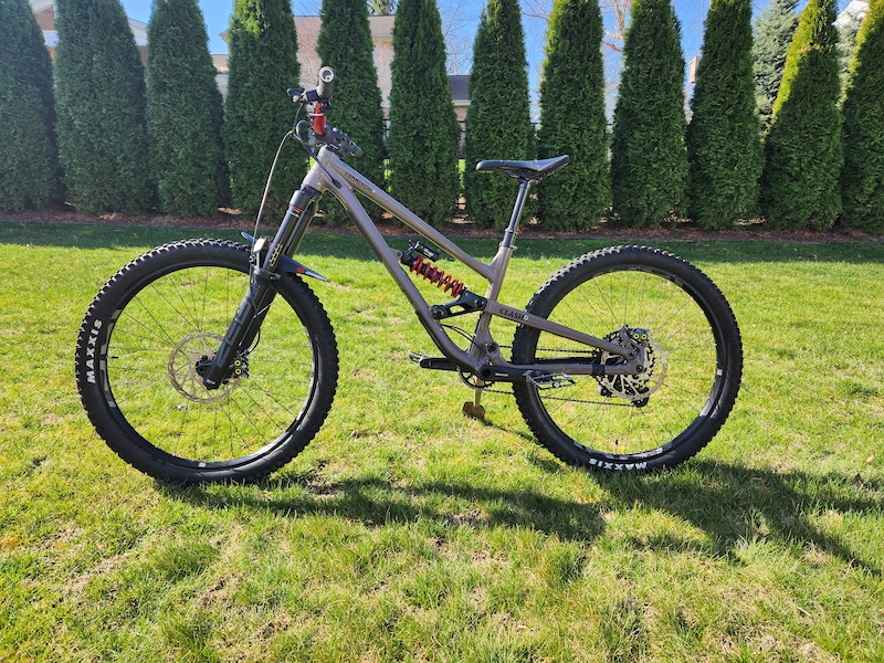 2022 Commencal Clash Small For Sale