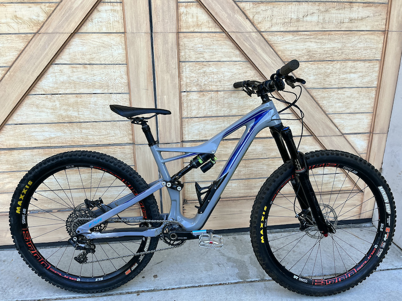 2016 Specialized Stumpjumper Full Suspension MTB For Sale