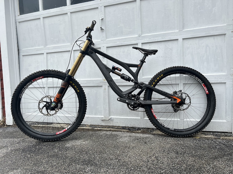 2017 Pivot phoenix size L For Sale