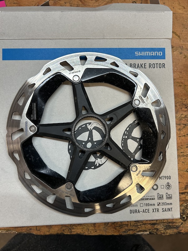 2022 Shimano RT MT900 XT 180mm Rotor For Sale