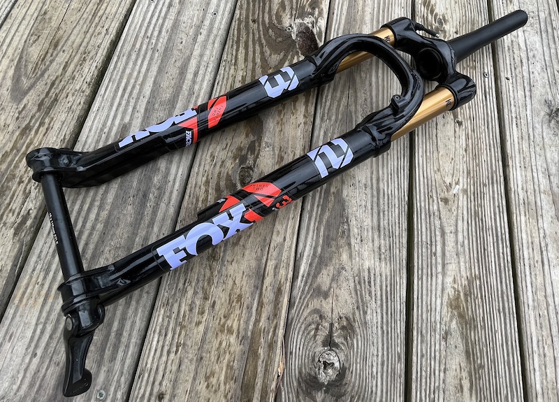 2021 Fox 32 100mm Factory Step Cast /44mm offset For Sale