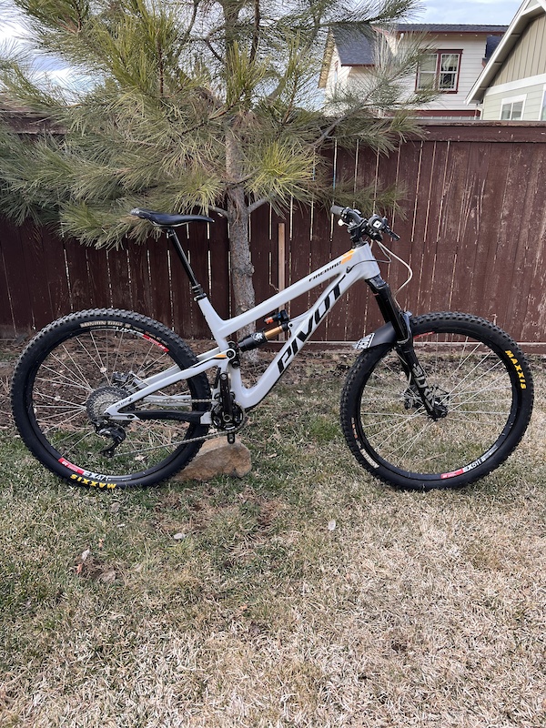 2020 Large Pivot Firebird Customized For Sale