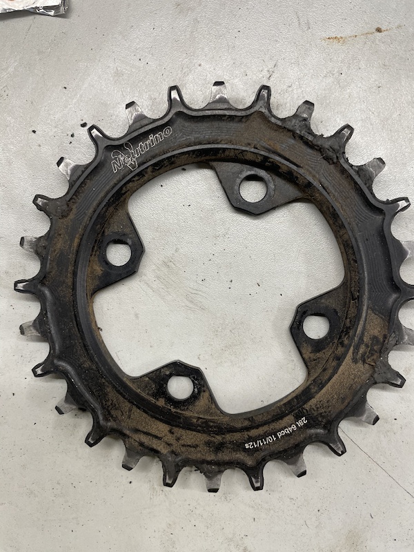 28T 64mm BCD front chainring For Sale