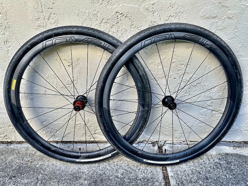 Roval CLX 32 Disc wheelset + CeramicSpeed + GravelKing For Sale