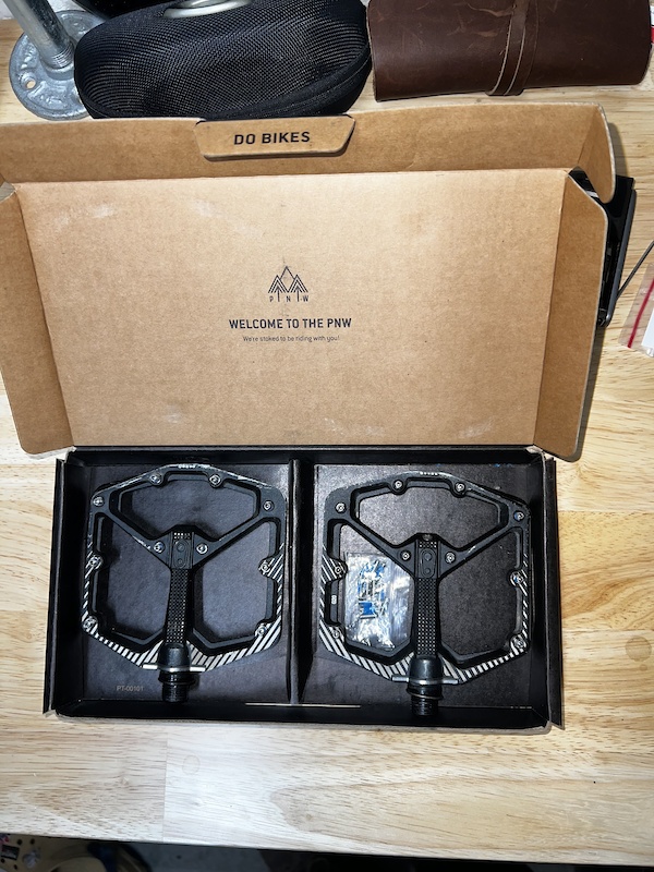 2022 Crank Bros Stamp 7 Large (MacAskill Edition) For Sale