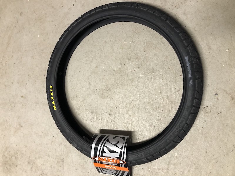 Maxxis Hookworm BMX tire 20x1.95 For Sale