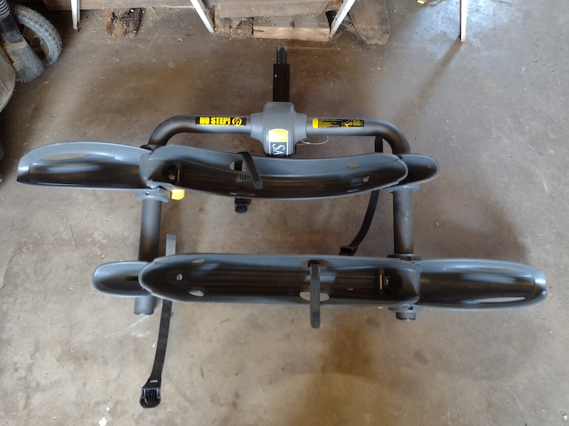 Saris Thelma 2 hitch rack For Sale