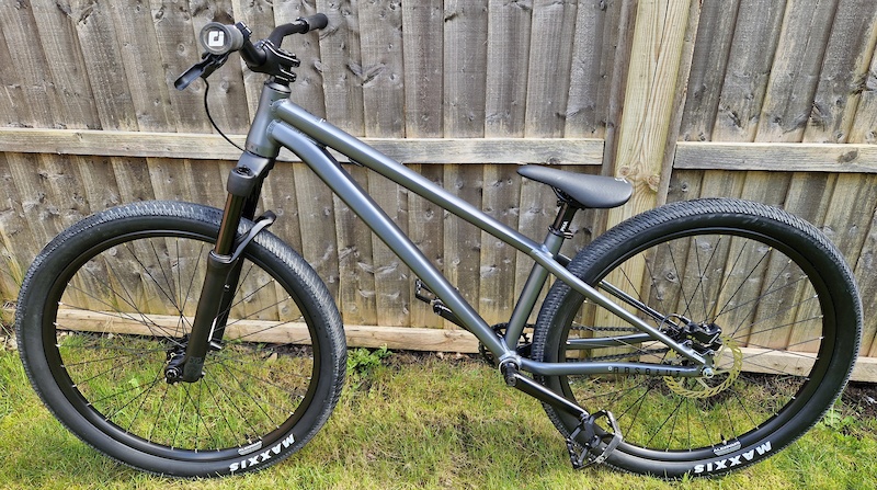 2022 Commencal Absolut Dirt Jump Bike Medium frame For Sale