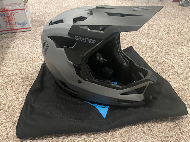 2021 7idp SeveniDP Project 23 Fiberglass size M For Sale